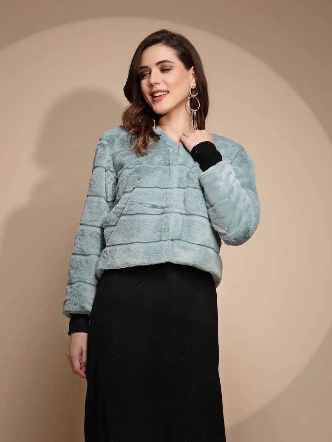 Green Solid Collared Neck Acrylic Jacket