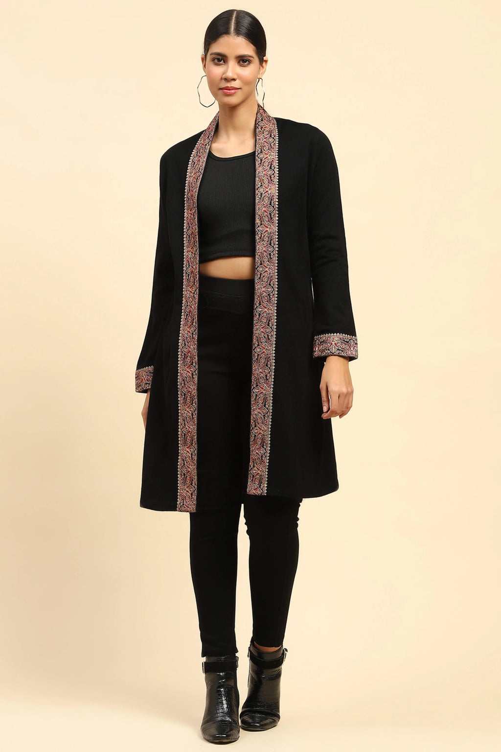 Black Woolen Thread Embroidered Shrug – Global Republic